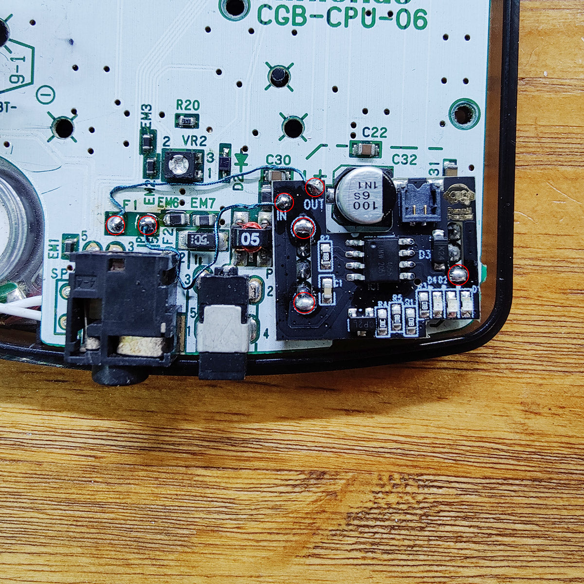 GBC Battery charging Mod – FunnyPlaying